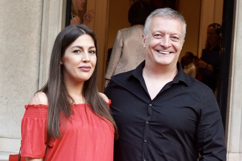 Supruga Mašana Lekića u javnosti sa stomakom do zuba: Pogledajte kako Kristina izgleda pred ...